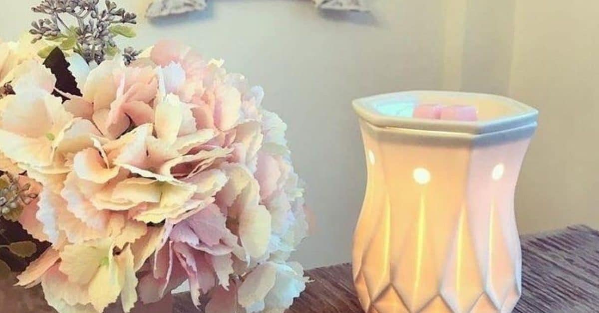 Alabaster Scentsy Warmer - The Candle Boutique - Scentsy UK Consultant