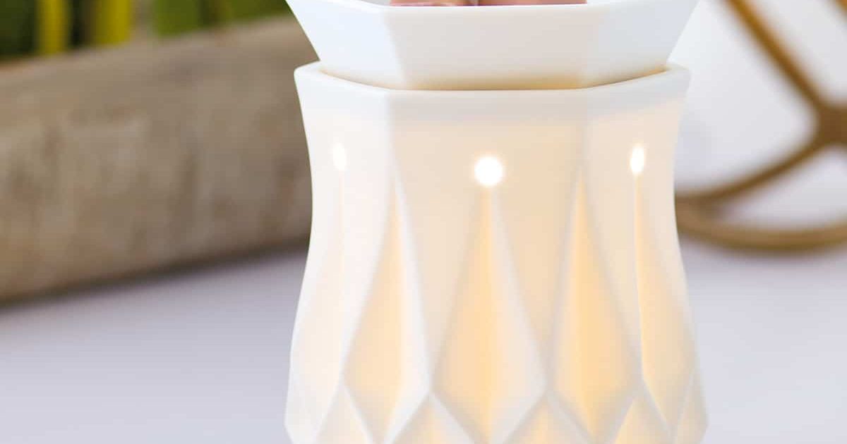 Alabaster Scentsy Warmer - The Candle Boutique - Scentsy UK Consultant