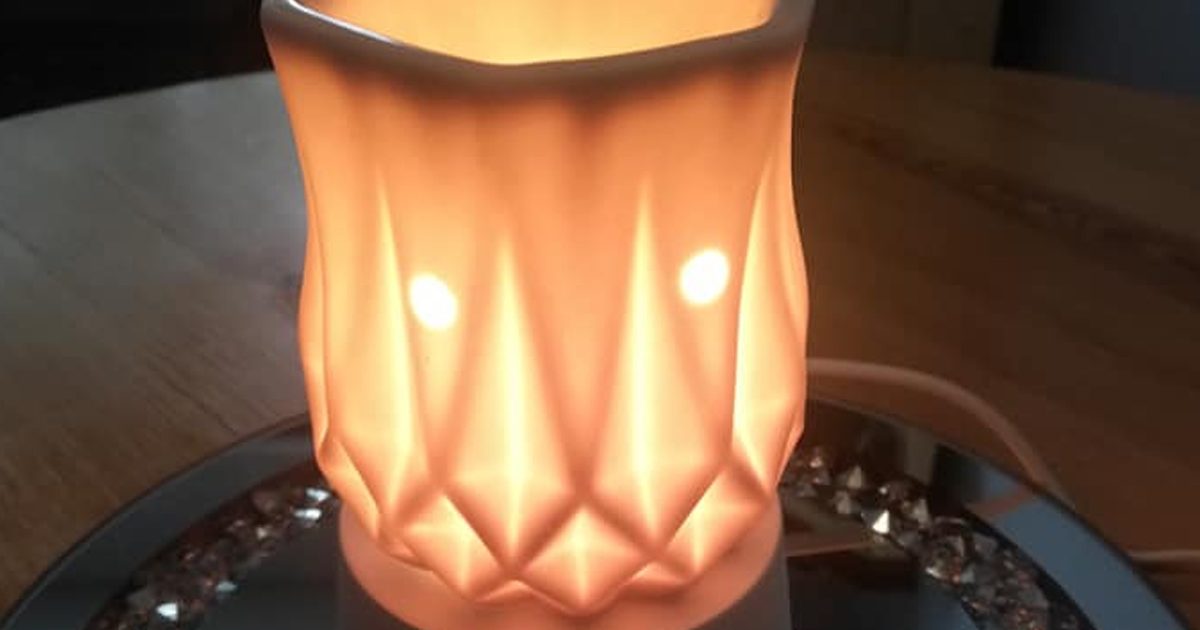 Alabaster Mini Warmer with Tabletop Base - The Candle Boutique ...