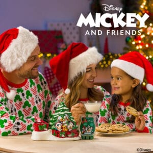 New! Christmas with Disney Scentsy Tree Warmer & Season of Magic ...