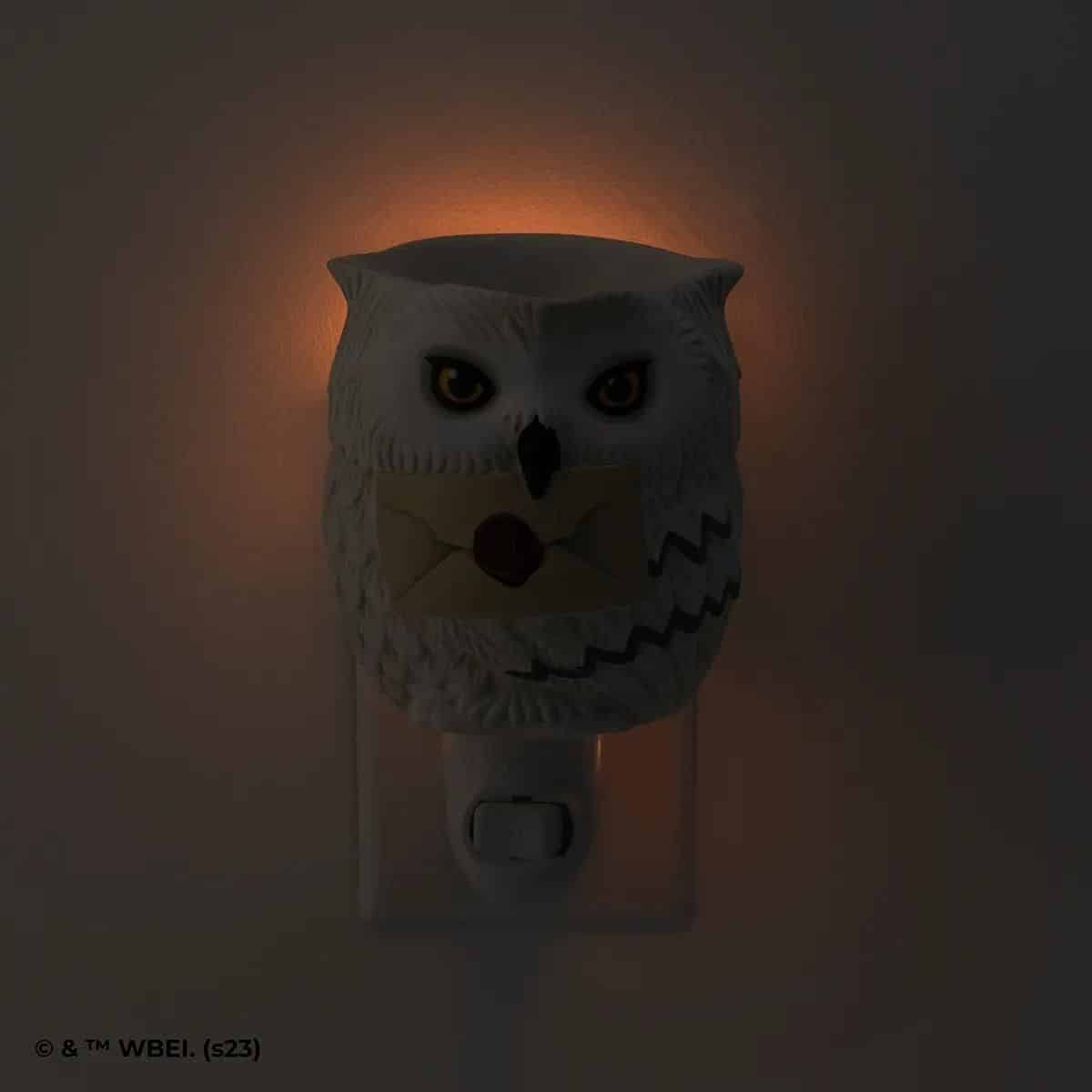 Hedwig™ Harry Potter™ Scentsy Plugin Mini Warmer with Wall Plug - The ...