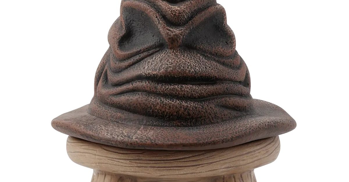 Harry Potter Talking Sorting Hat™ Scentsy Warmer - The Candle Boutique ...