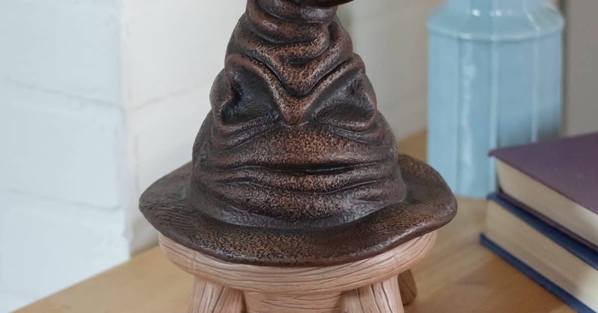 Harry Potter Talking Sorting Hat™ Scentsy Warmer - The Candle Boutique ...