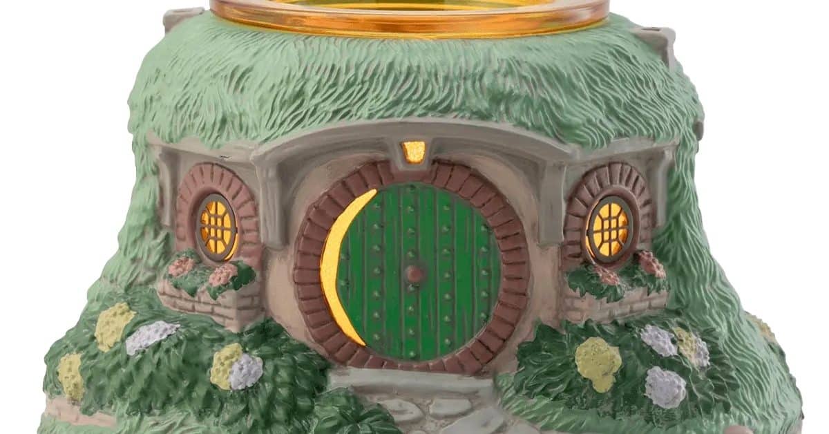 The Lord of the Rings: Bag End – Scentsy Warmer - The Candle Boutique ...